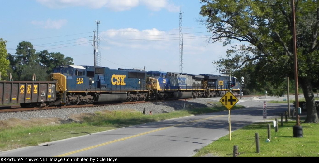 CSX 3408, CSX 315 and CSX 4513 lead UP USMGP-08